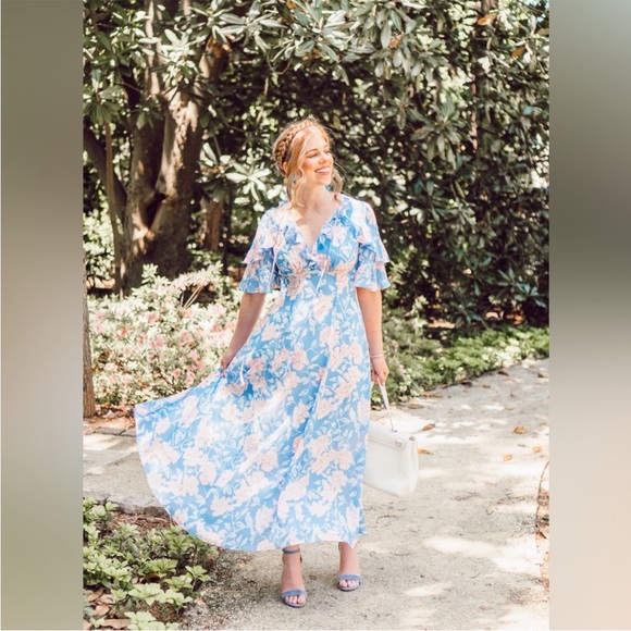 Gal Meets Glam | Dresses | Gal Meets Glam Shelby Blue Floral Maxi Dress ...